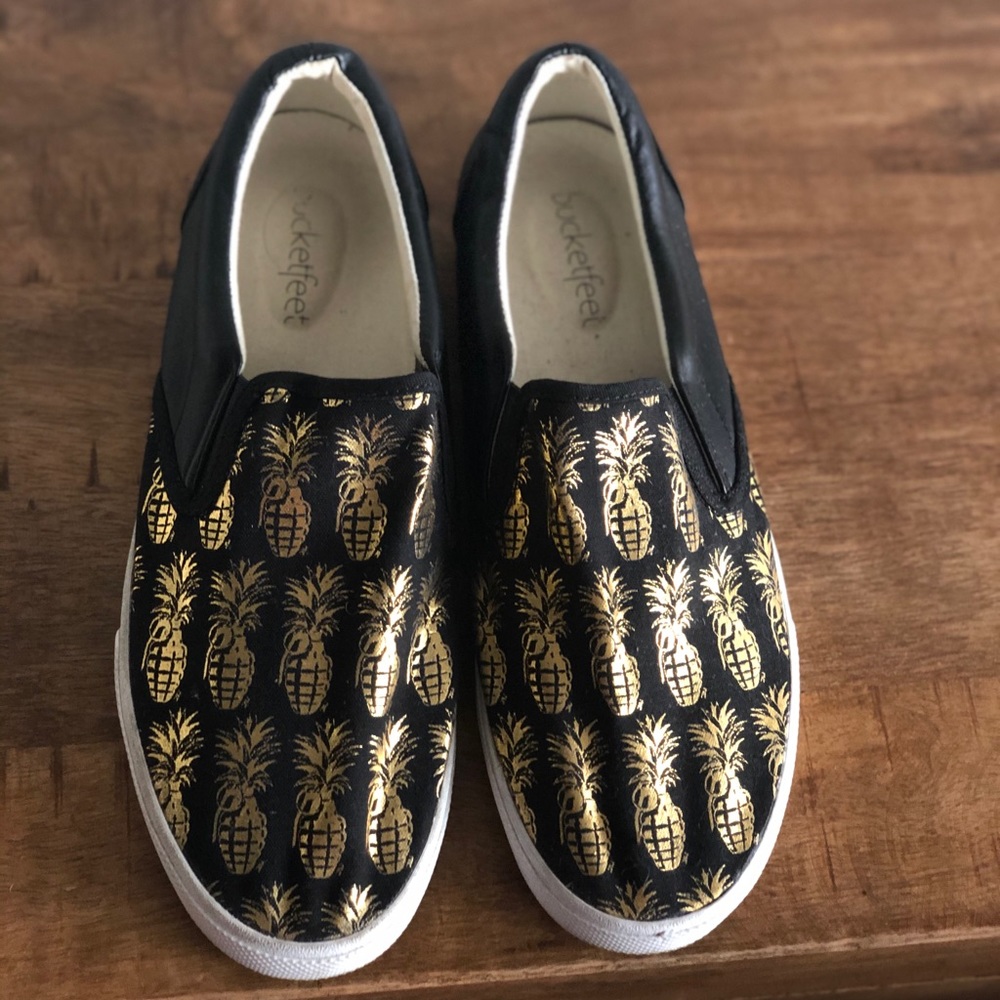 Bucketfeet Metallic Gold Pineapple Slip On Sneaker - Gem